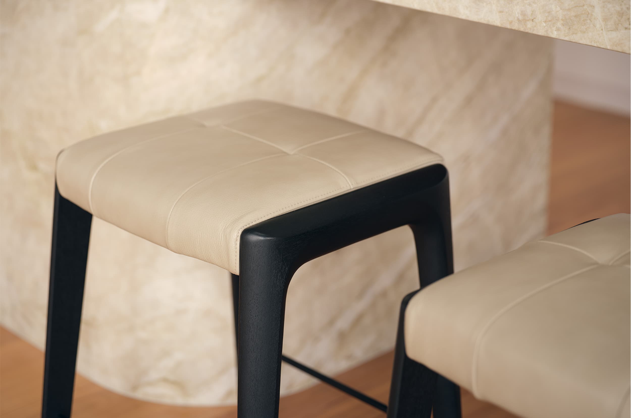 Cassia Bar Stool | King Living