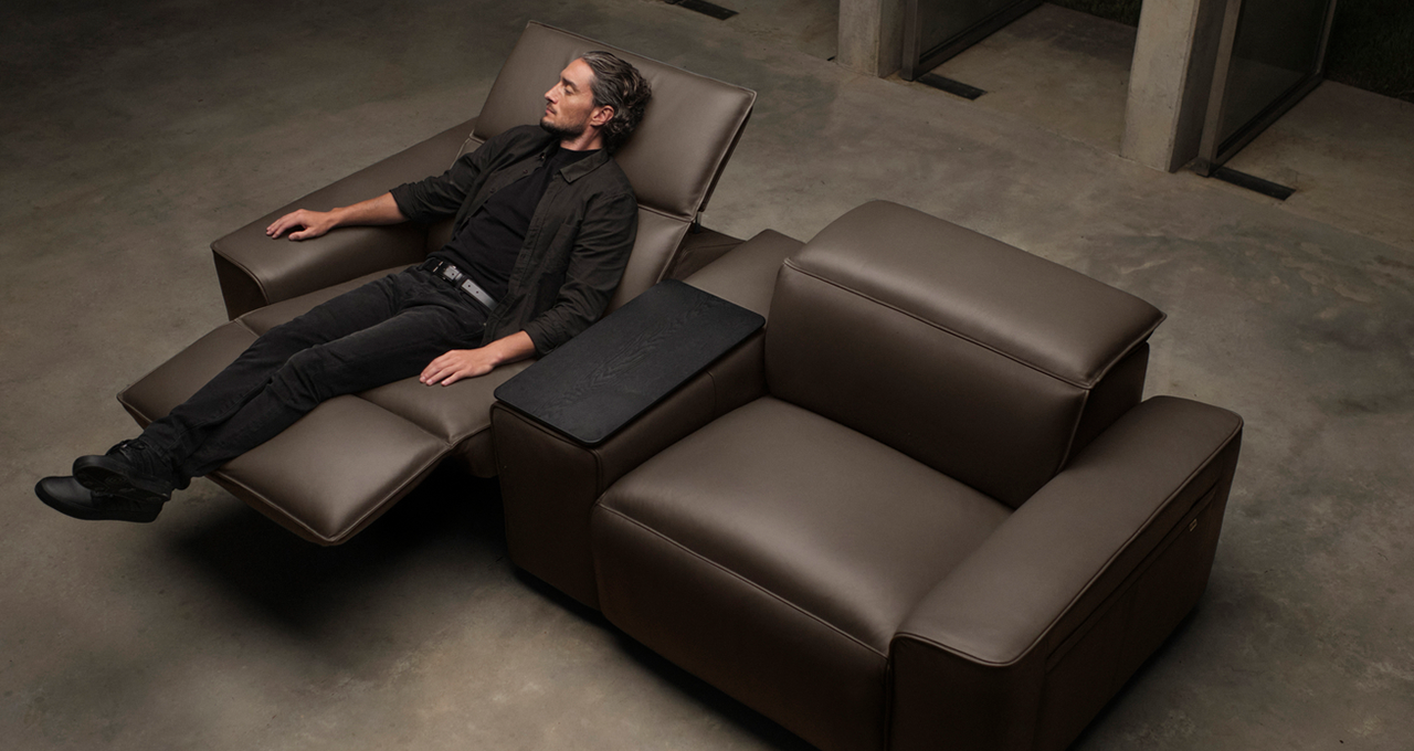 King Cloud Premiere - Luxurious Recliner Sofa | Lounge | Couch